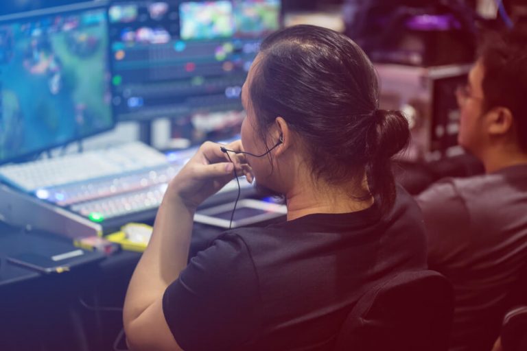 Hackathon: o que é, vantagens, desafios e como promover - Blog FIA